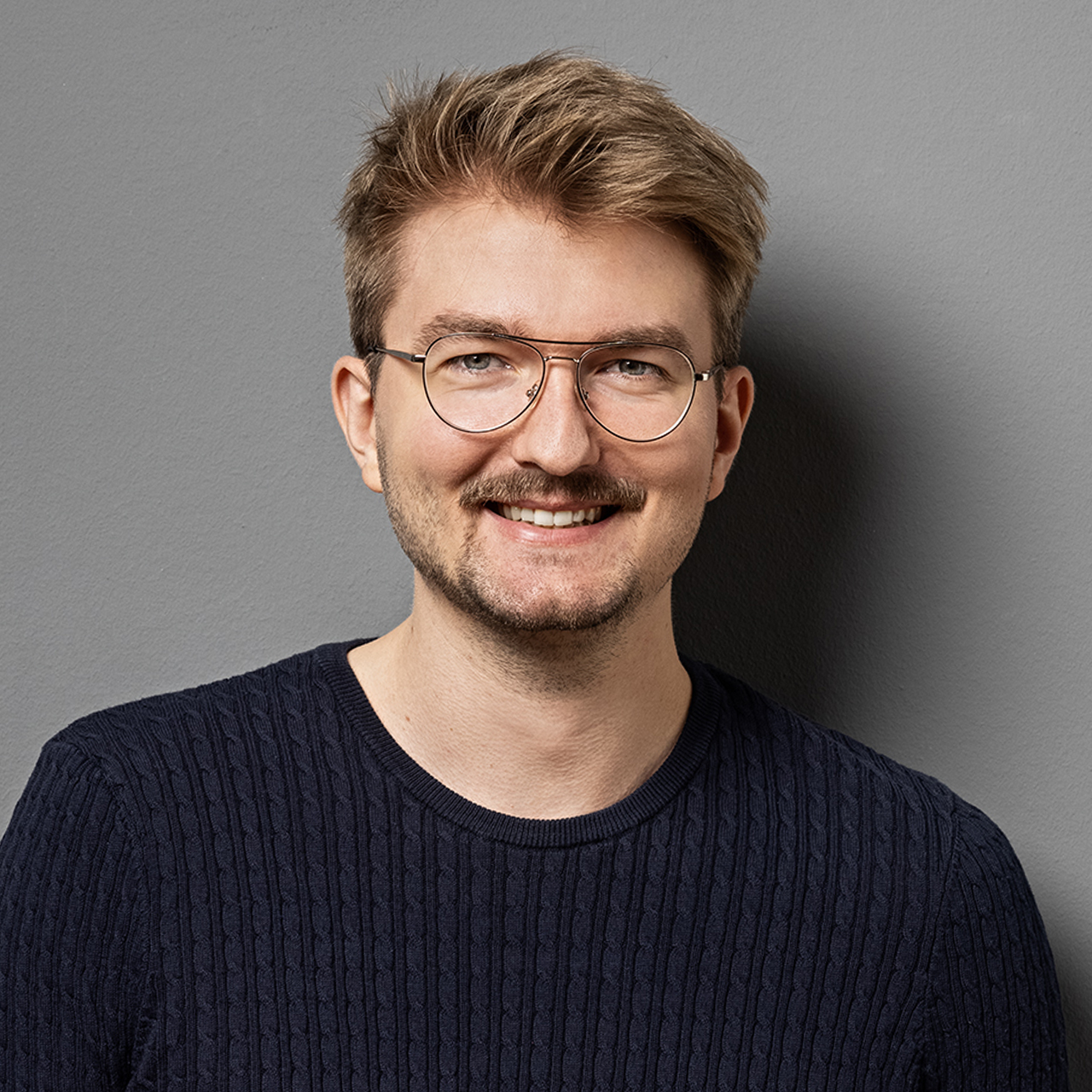 Dr. Kathrin Mallot - right°